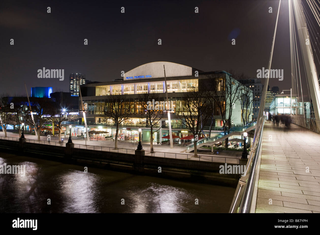 England london south bank waterloo hi-res stock photography and images ...