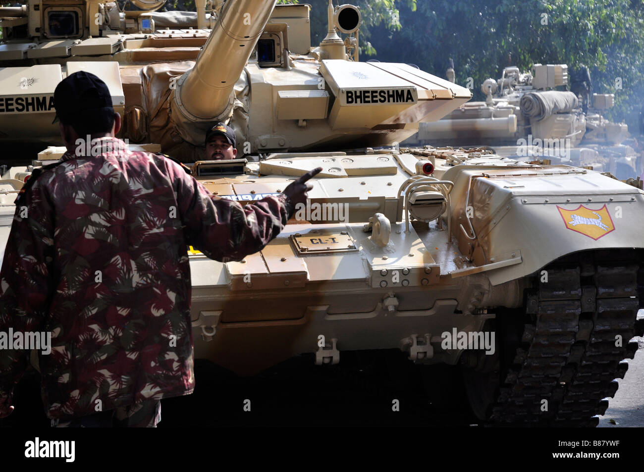 Modern battle tank of india - clupoi