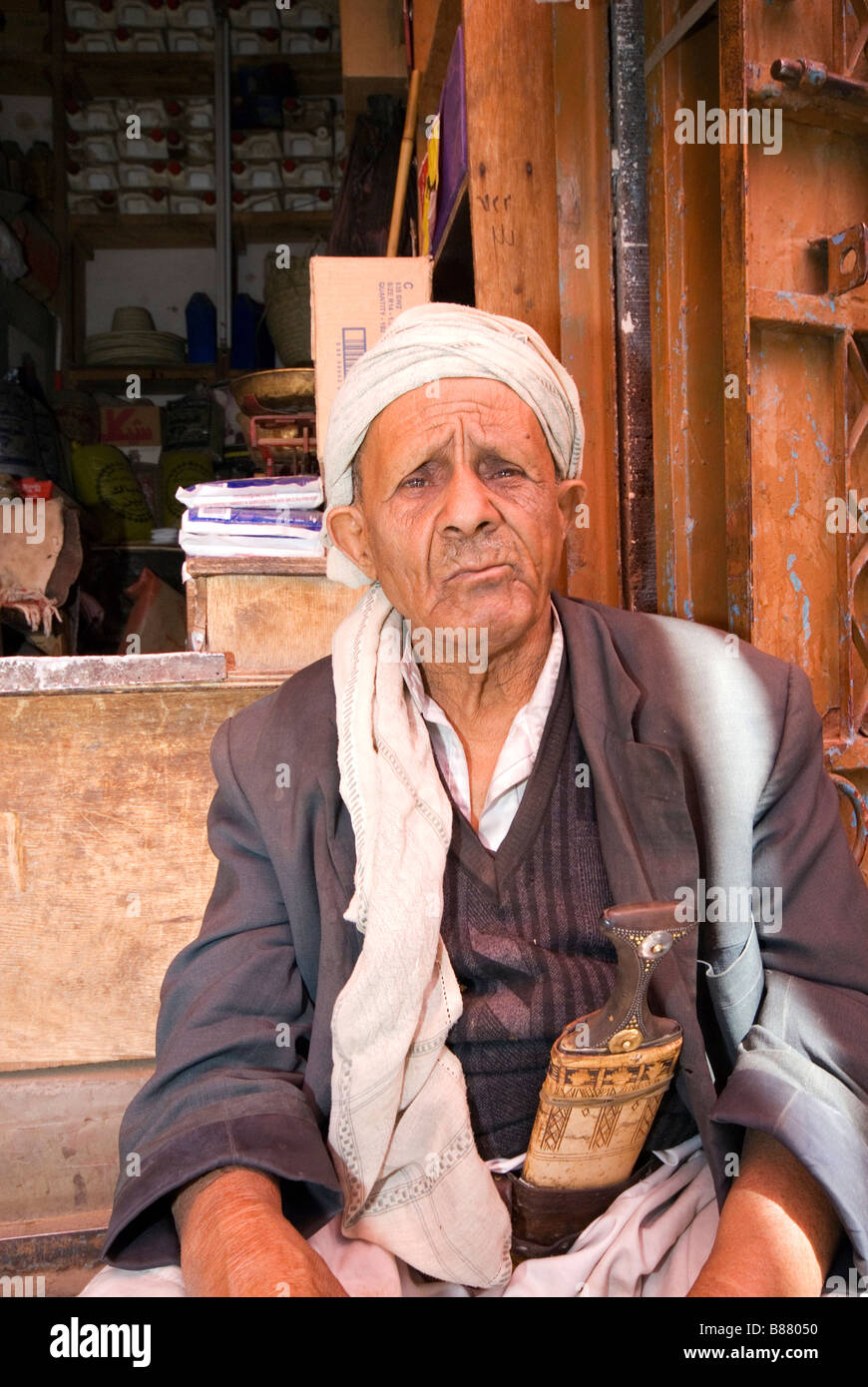 Typical Yemeni man, Sanaa Stock Photo - Alamy