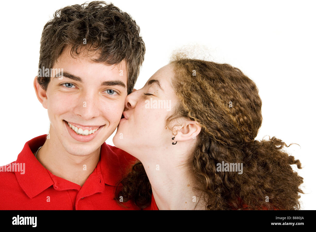 Teen couple girl boy kiss hi-res stock photography and images - Alamy