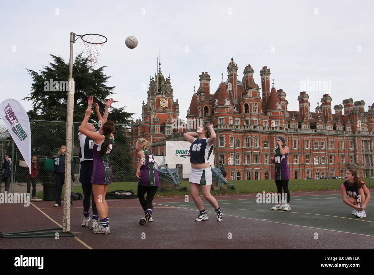 Netball hi-res stock photography and images - Alamy