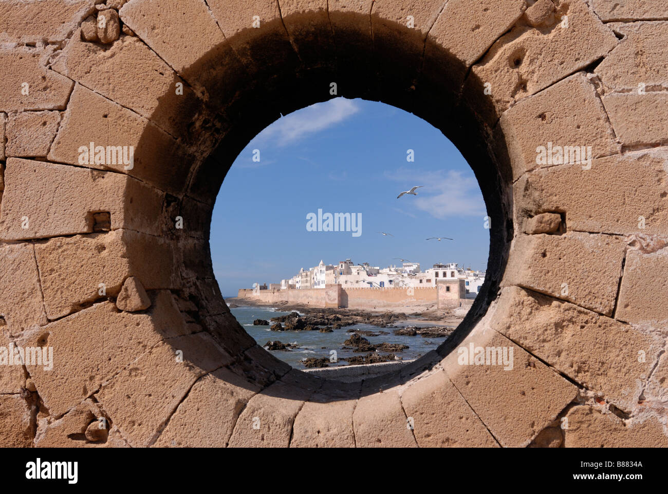 Round big stone hi-res stock photography and images - Alamy