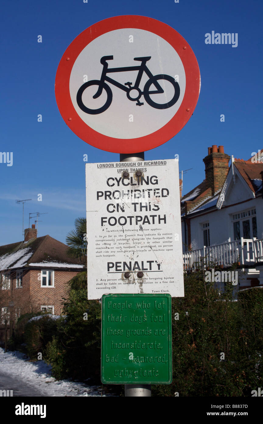 No Cycling sign Stock Photo - Alamy