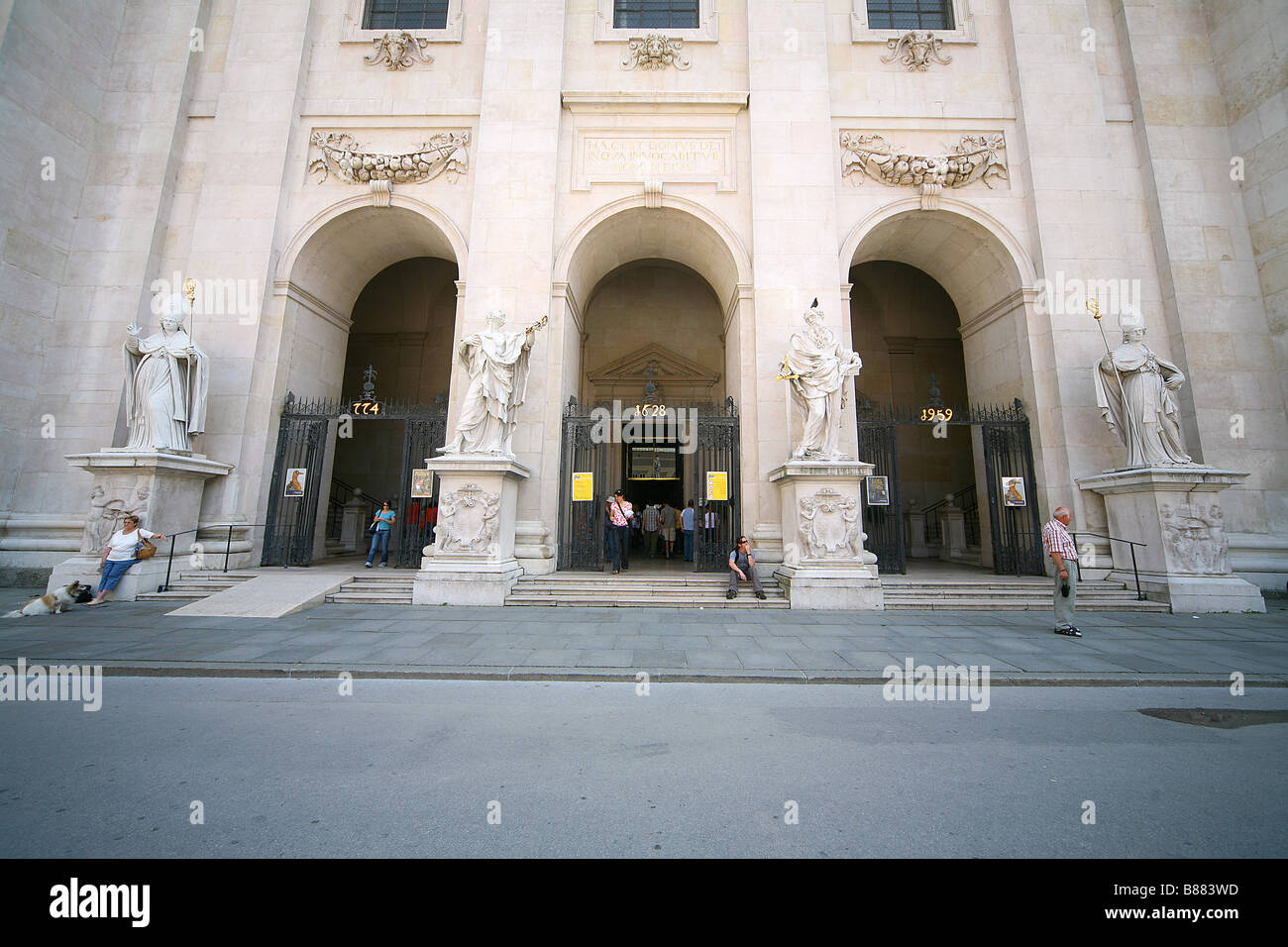 SCULPTURES AT DOM CATHEDRAL SALZBURG AUSTRIA SALZBURG AUSTRIA 28 June ...