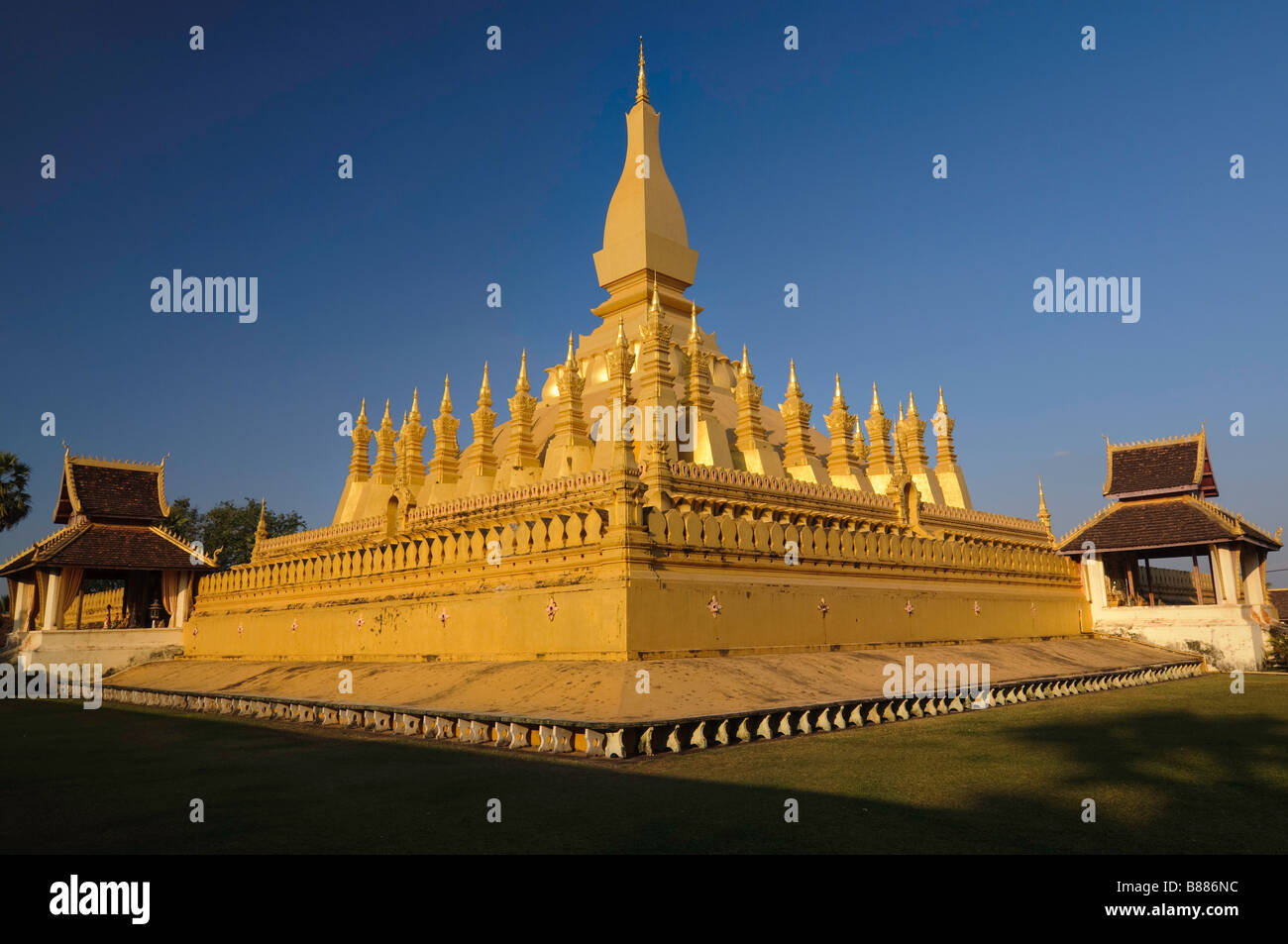 Pha That Luang Temple, Vientiane. Laos Stock Photo - Alamy