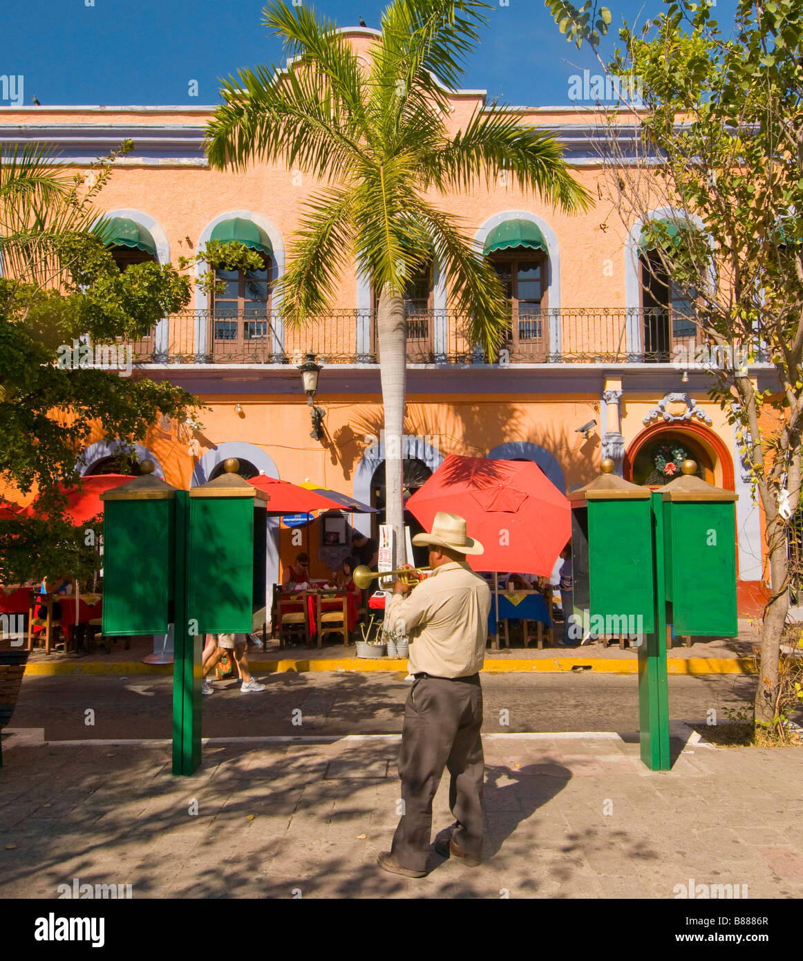 Musian hi-res stock photography and images - Alamy