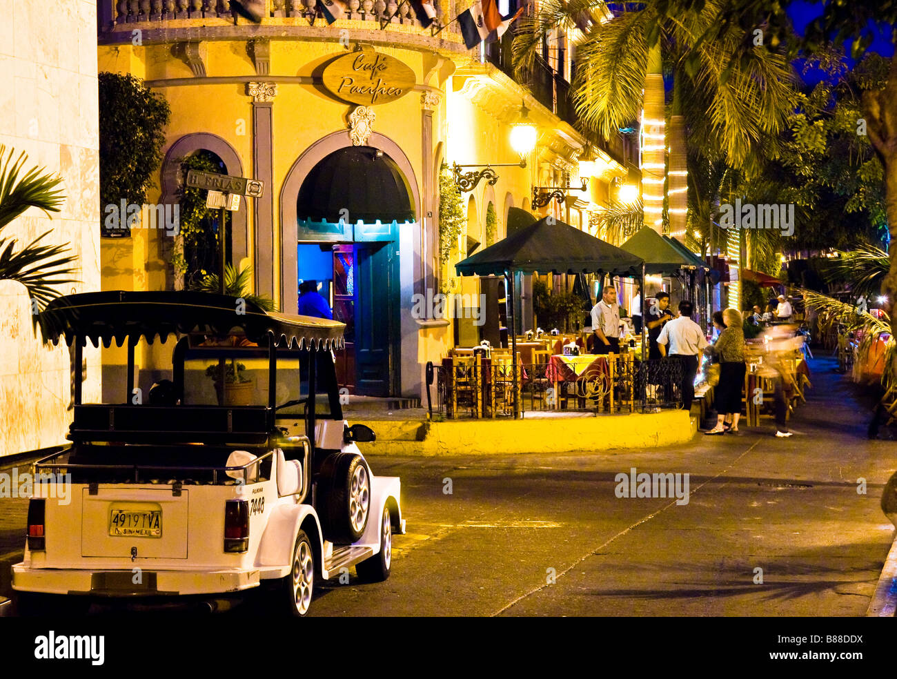 Pulmonia taxi hi-res stock photography and images - Alamy