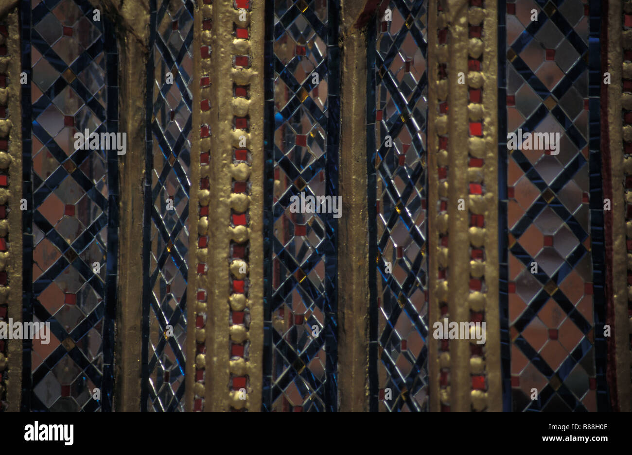 Gold panel detail hi-res stock photography and images - Alamy