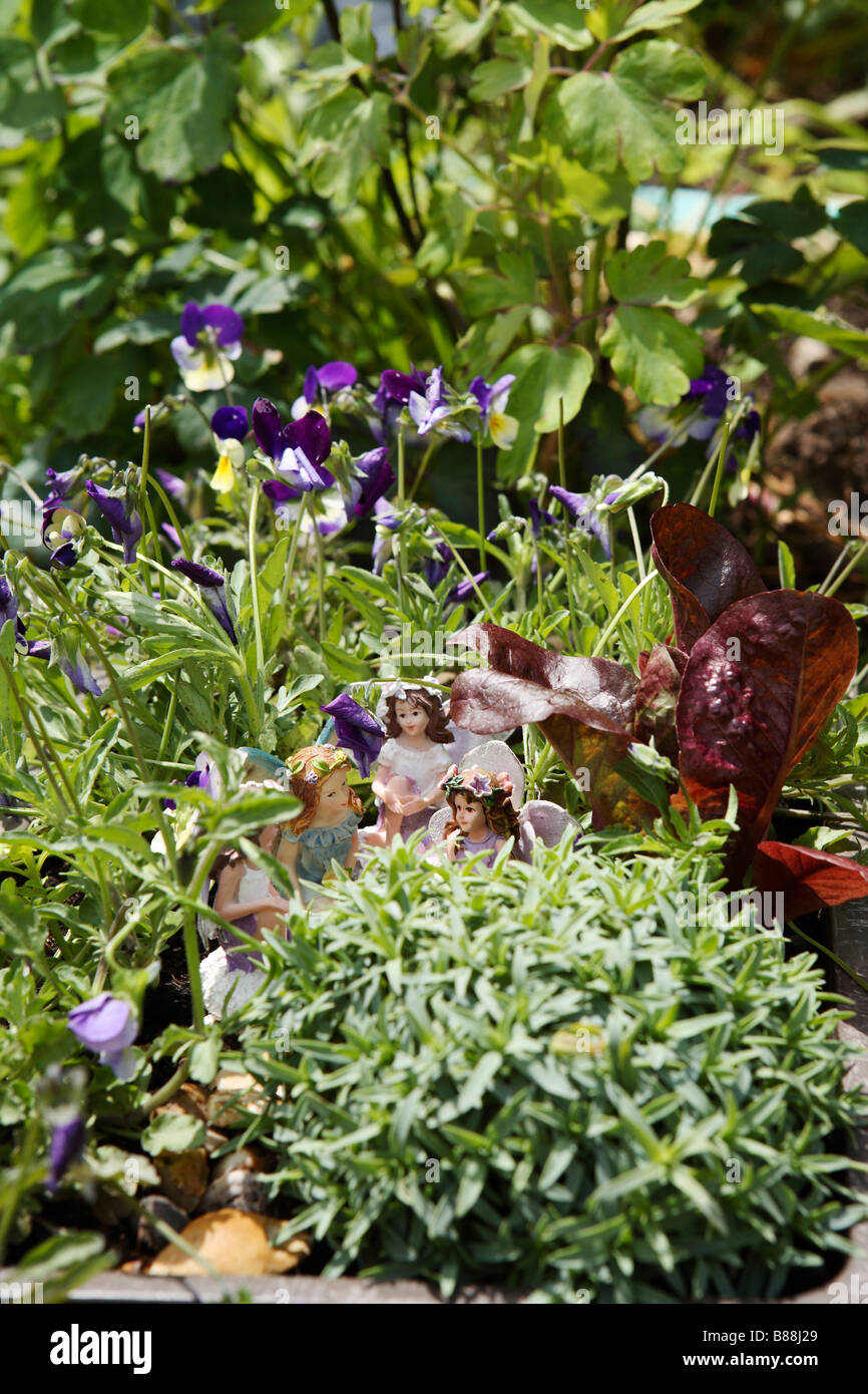 Faeries mythical hi-res stock photography and images - Alamy