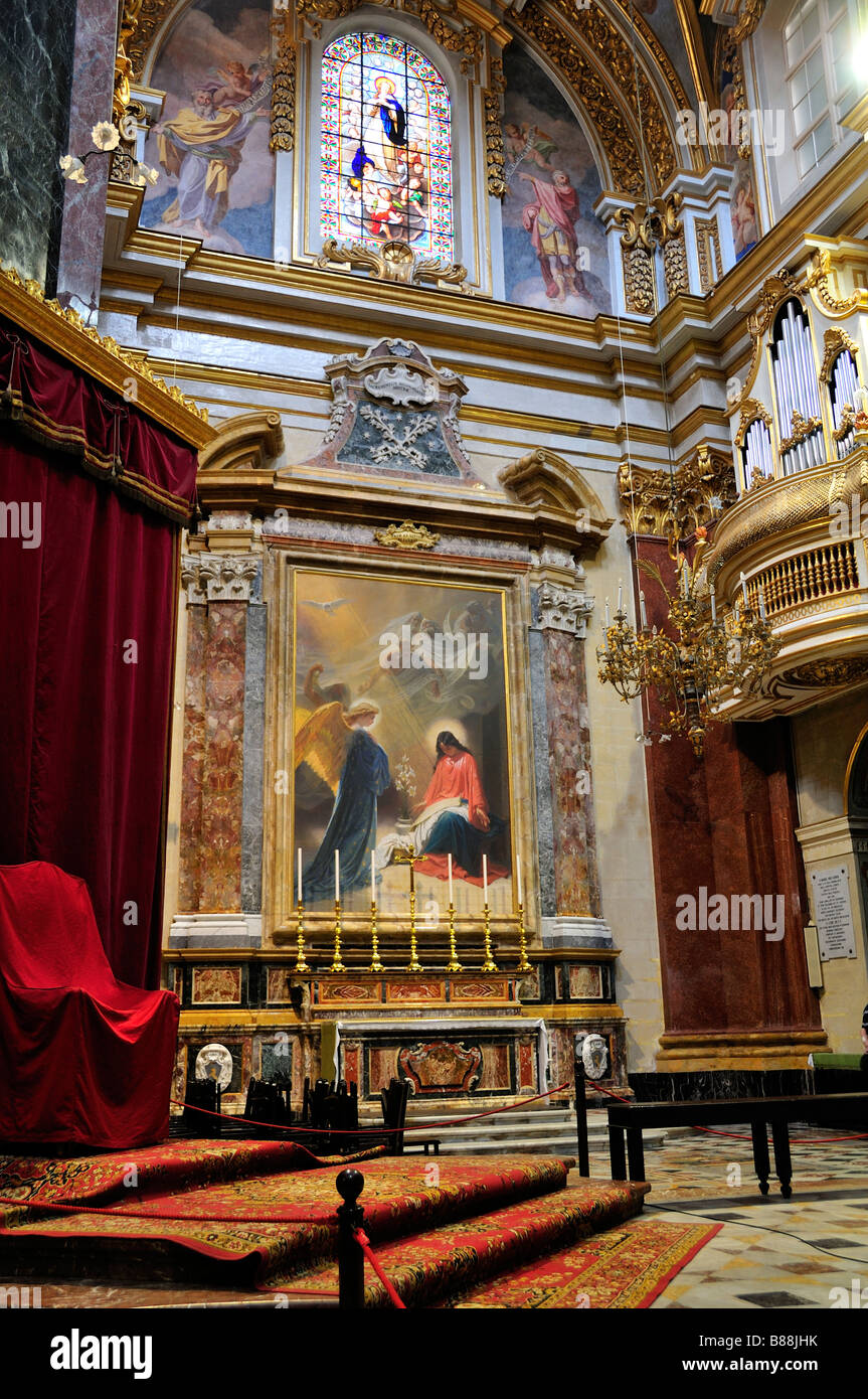 Interior church miracles hi-res stock photography and images - Alamy