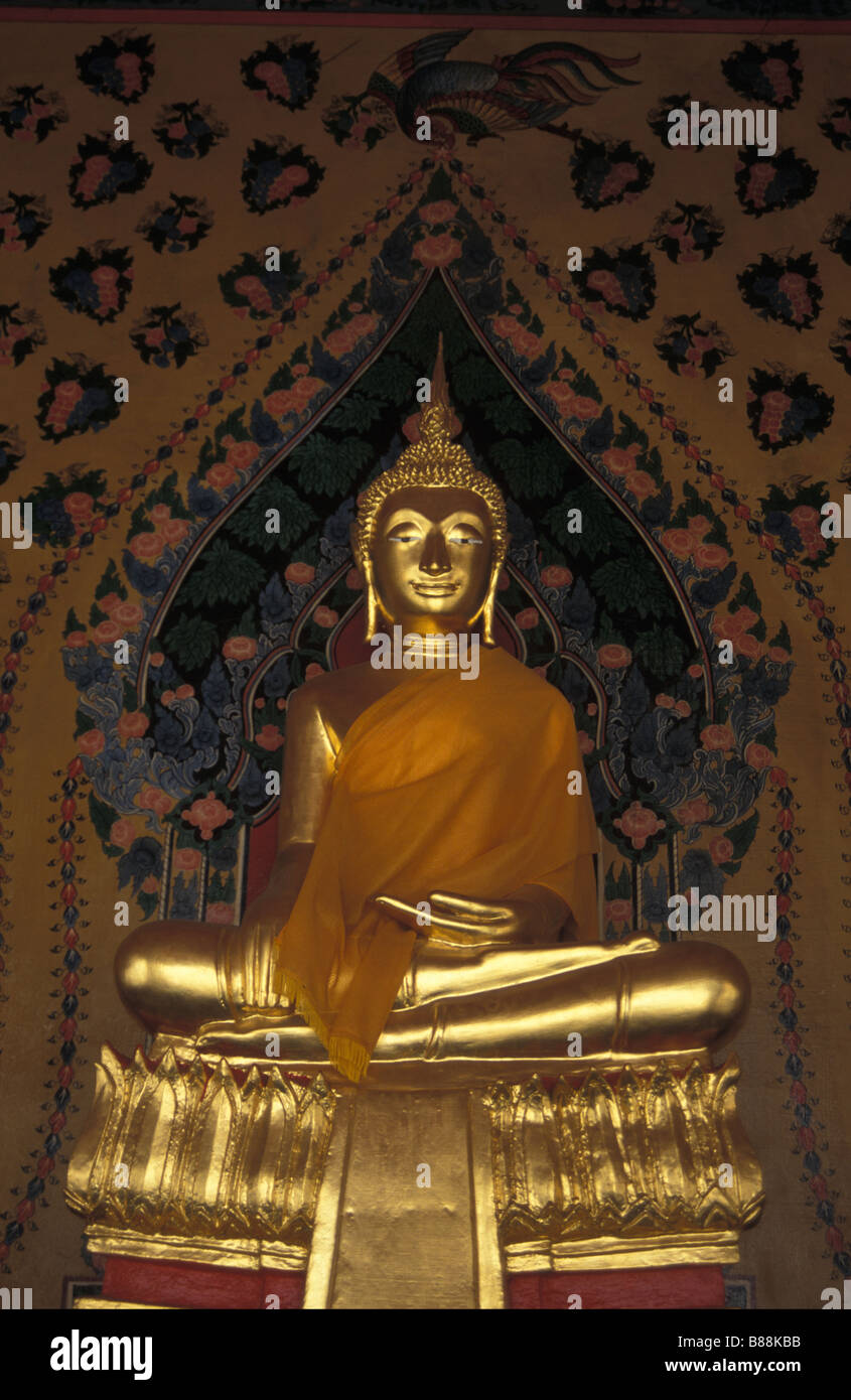 gold buddha statue Royal Palace Bangkok Thailand Stock Photo - Alamy