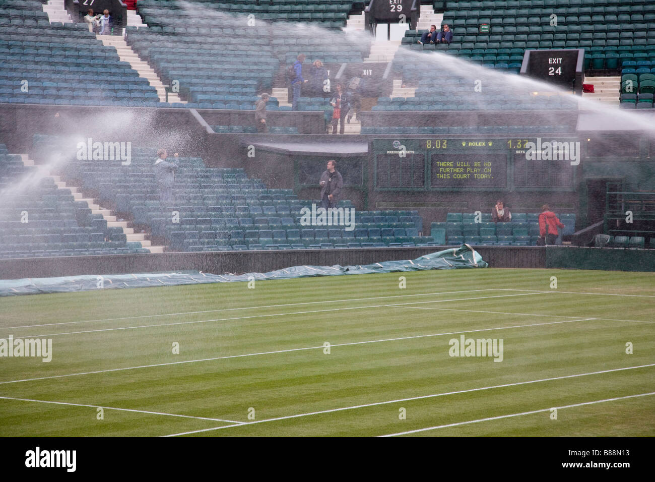 Wimbledon Centre Court Empty High Resolution Stock Photography and ...