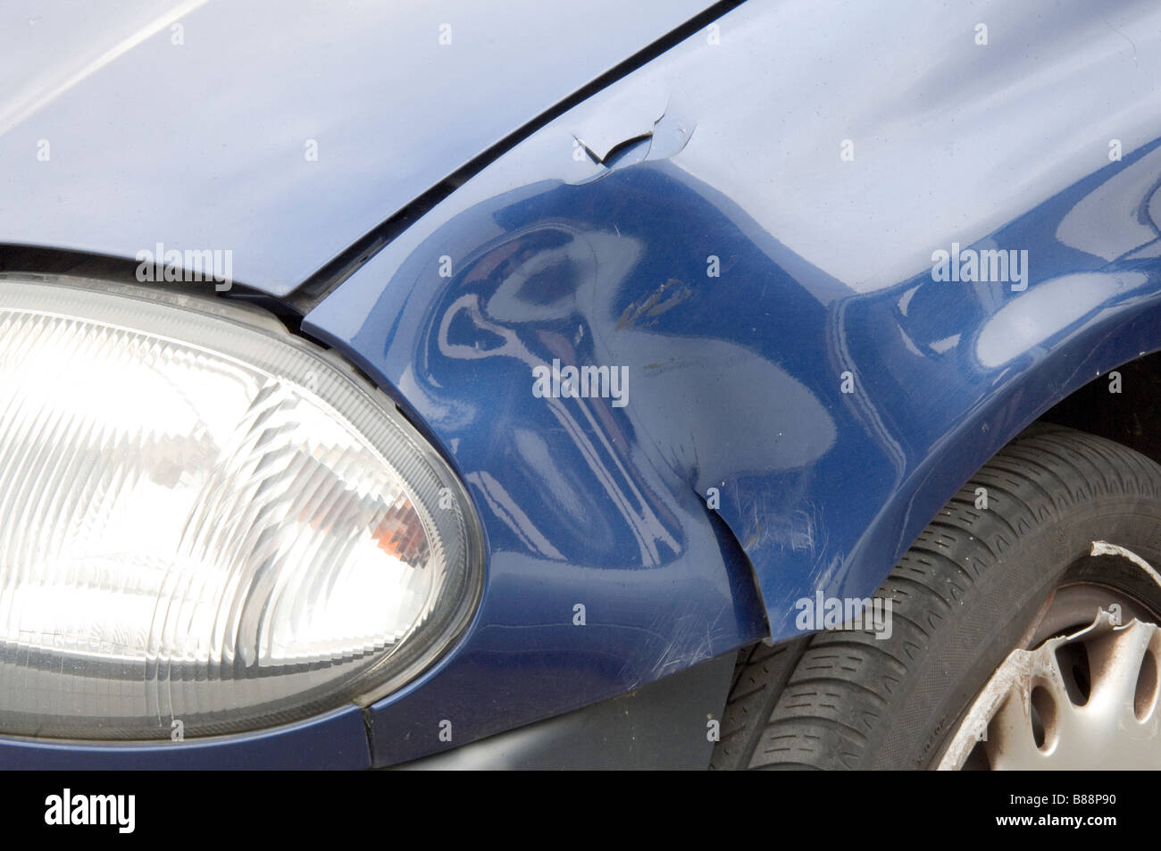 Dent on a car Stock Photo - Alamy