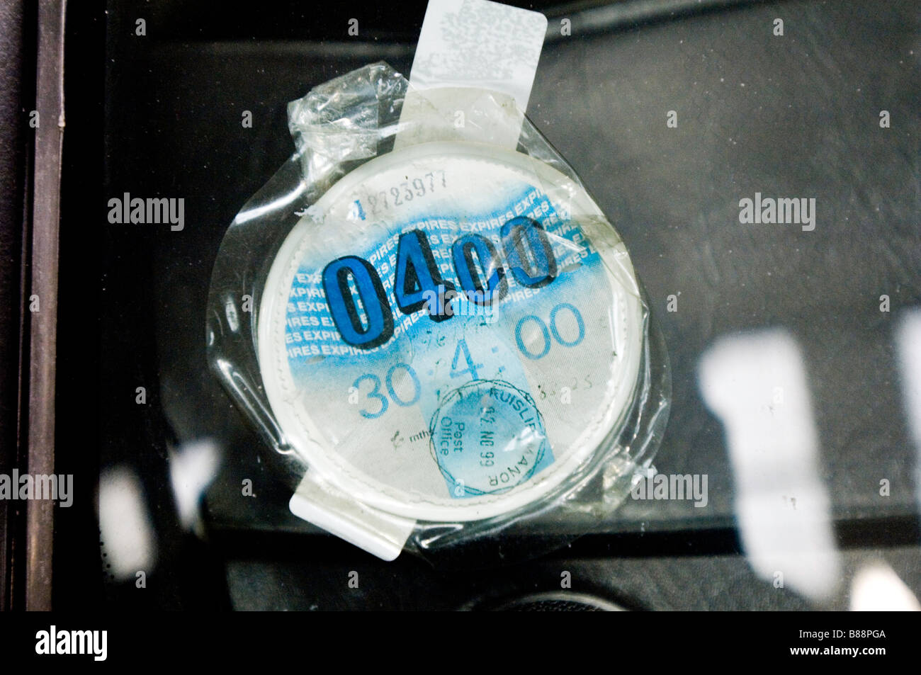 Tax requirement hi-res stock photography and images - Alamy