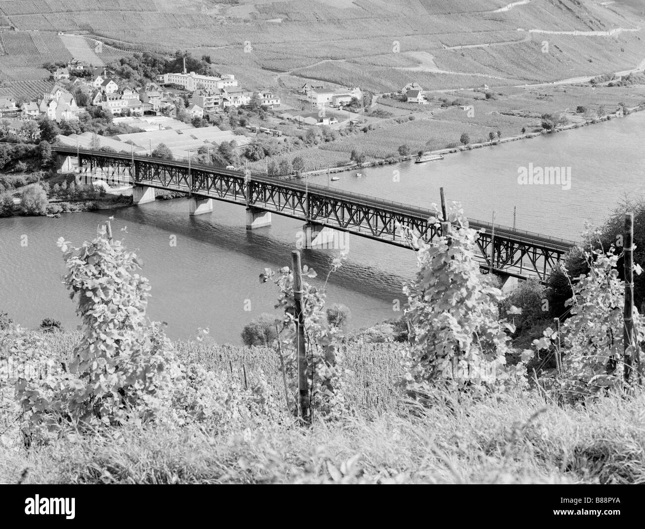 Double decker road and rail bridge over the River Mosel between Alf and ...