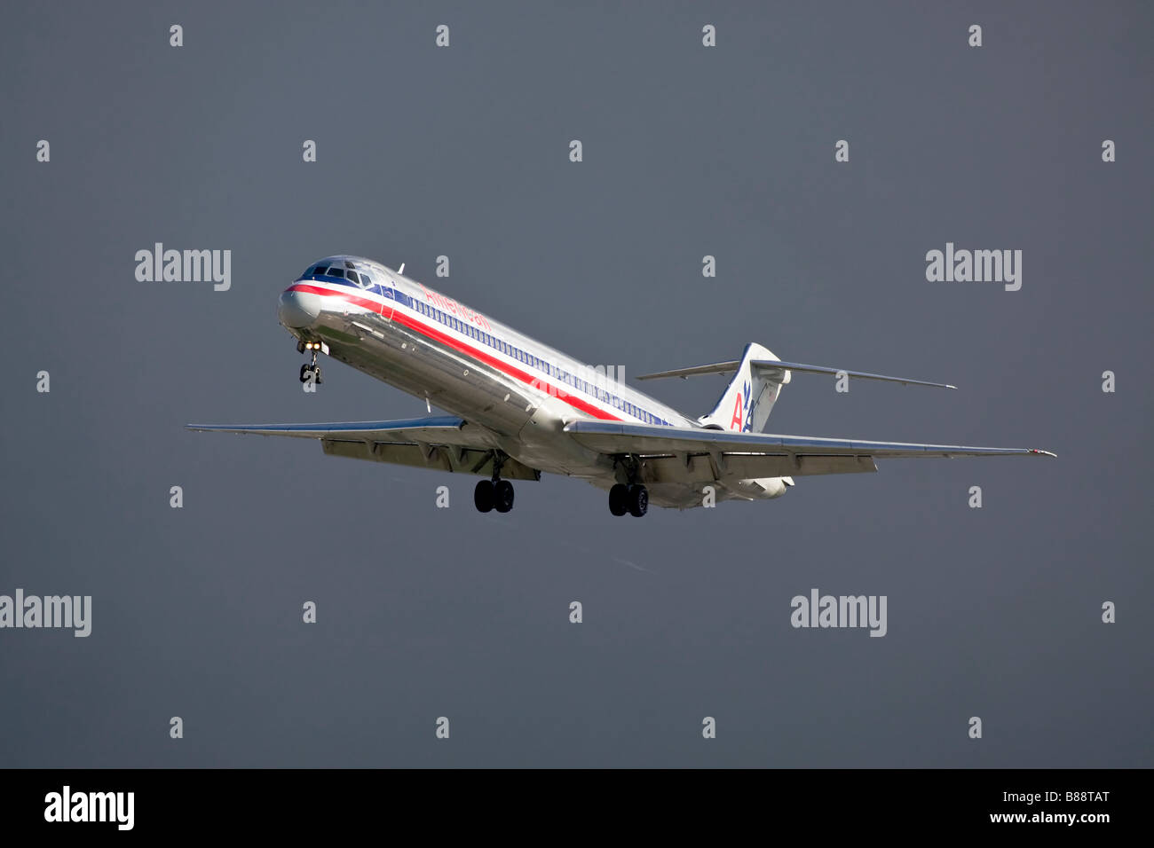 Landing finals hi-res stock photography and images - Alamy