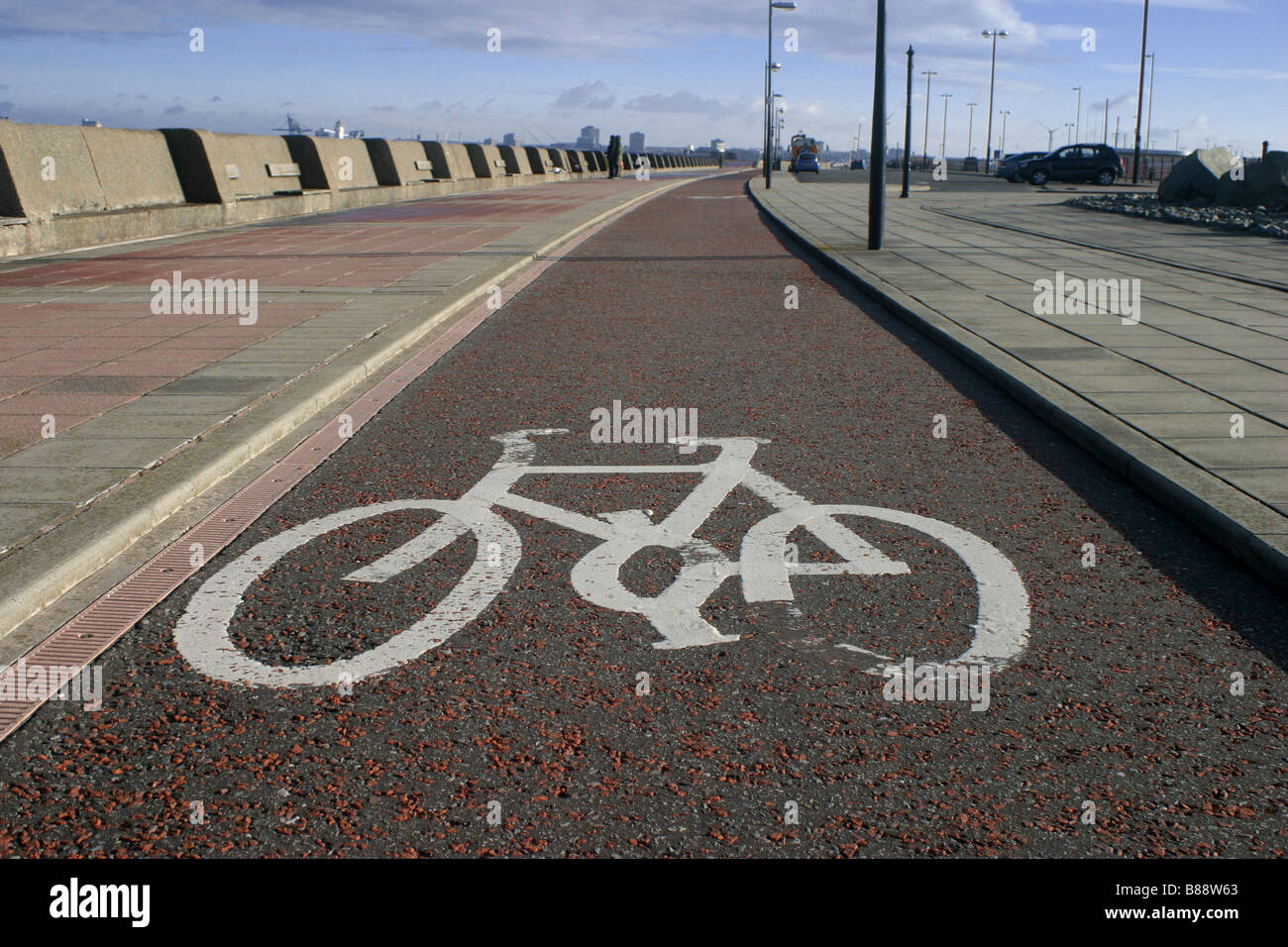 A UK cycle path marking Stock Photo - Alamy