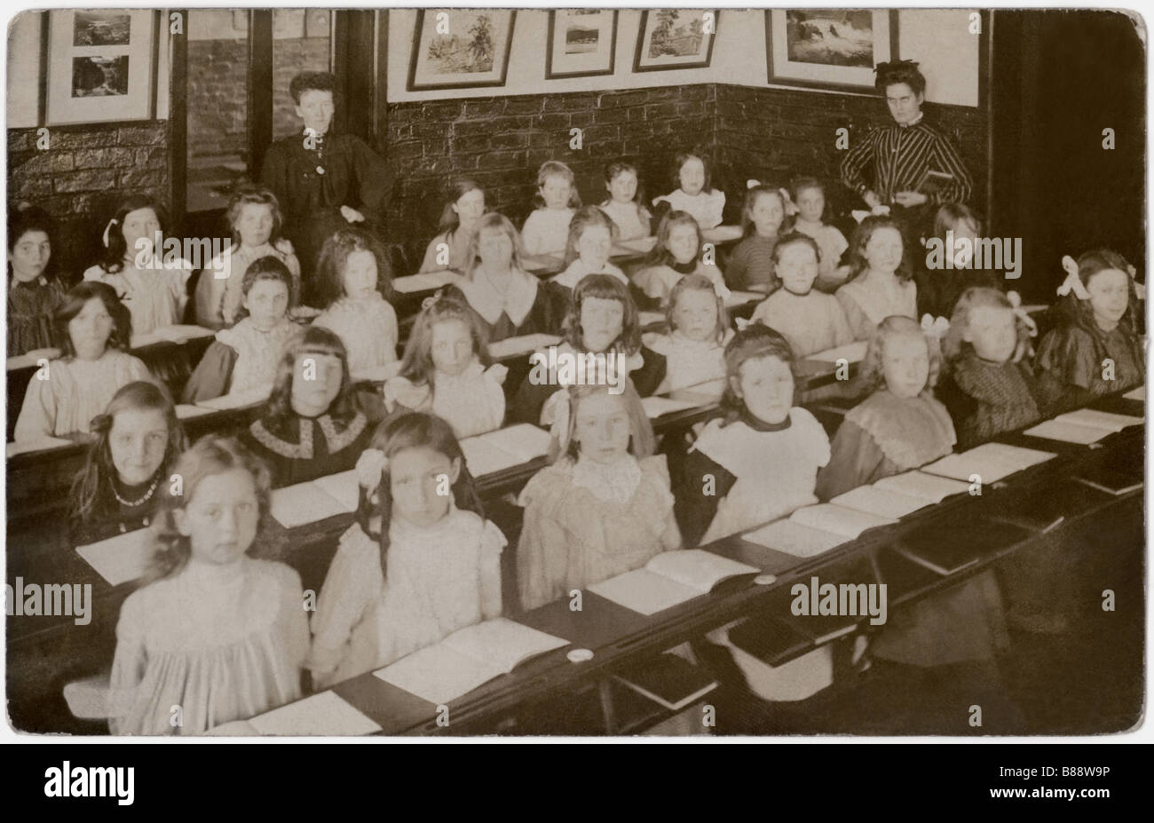 Edwardian school classroom hi-res stock photography and images - Alamy