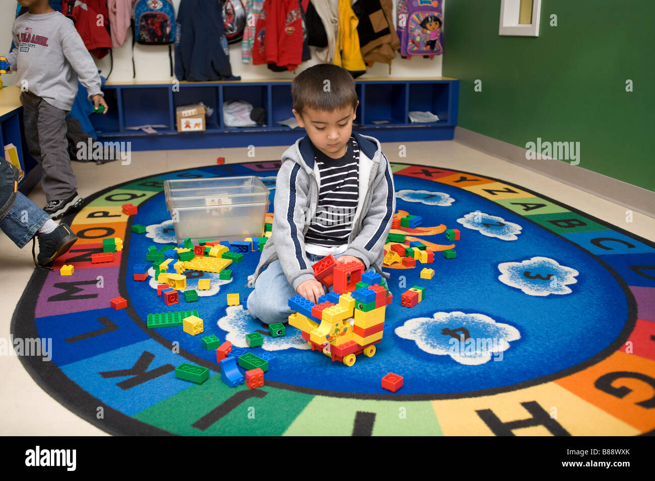 Preschool kids hi-res stock photography and images - Alamy