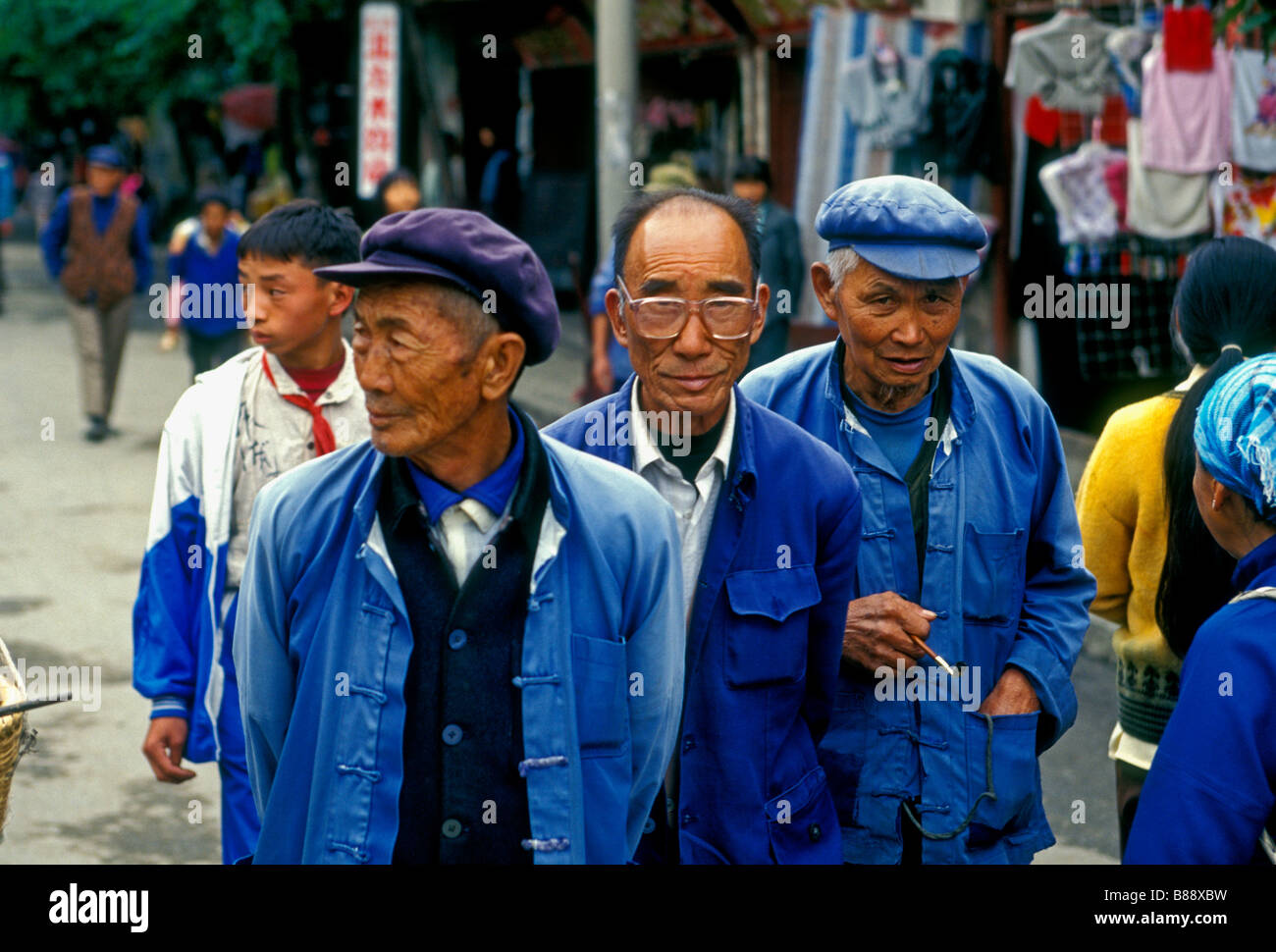 Chinese men, Bai people, Bai ethnicity, ethnic group, ethnic minority ...