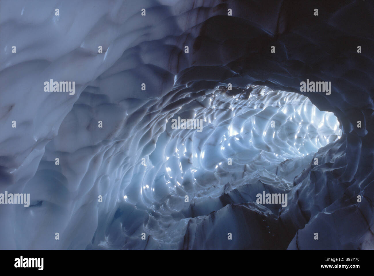 Steam cave hi-res stock photography and images - Alamy