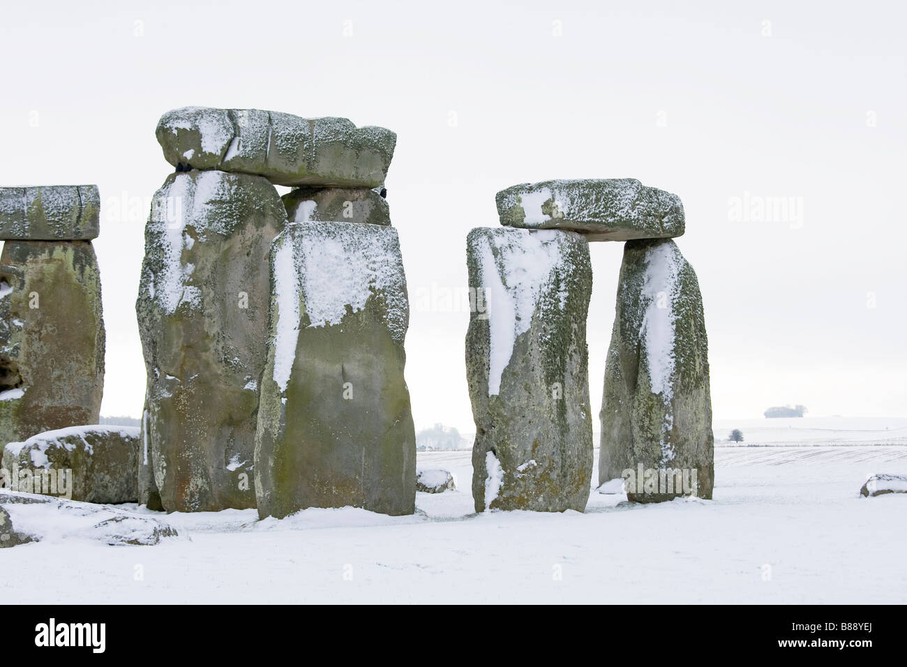 Stonehenge in snow Stock Photo - Alamy