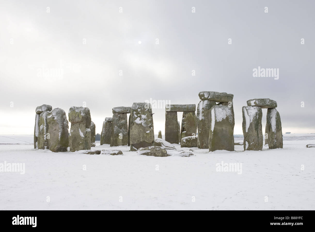 Stonehenge in snow Stock Photo - Alamy