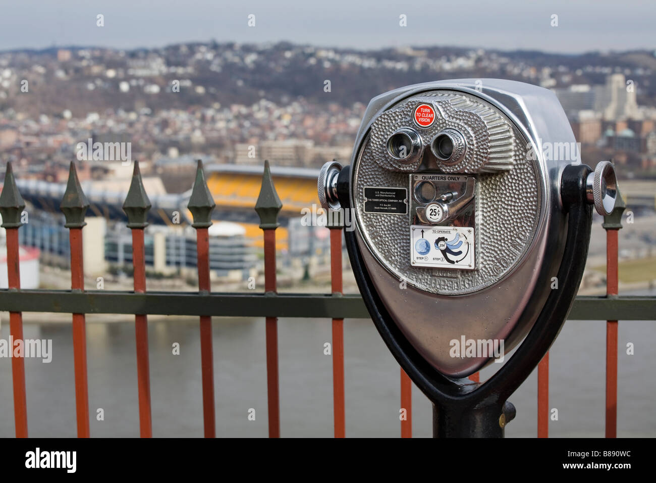 Observation Deck overlooking Heinz Field Football Stadium, River Ohio ...