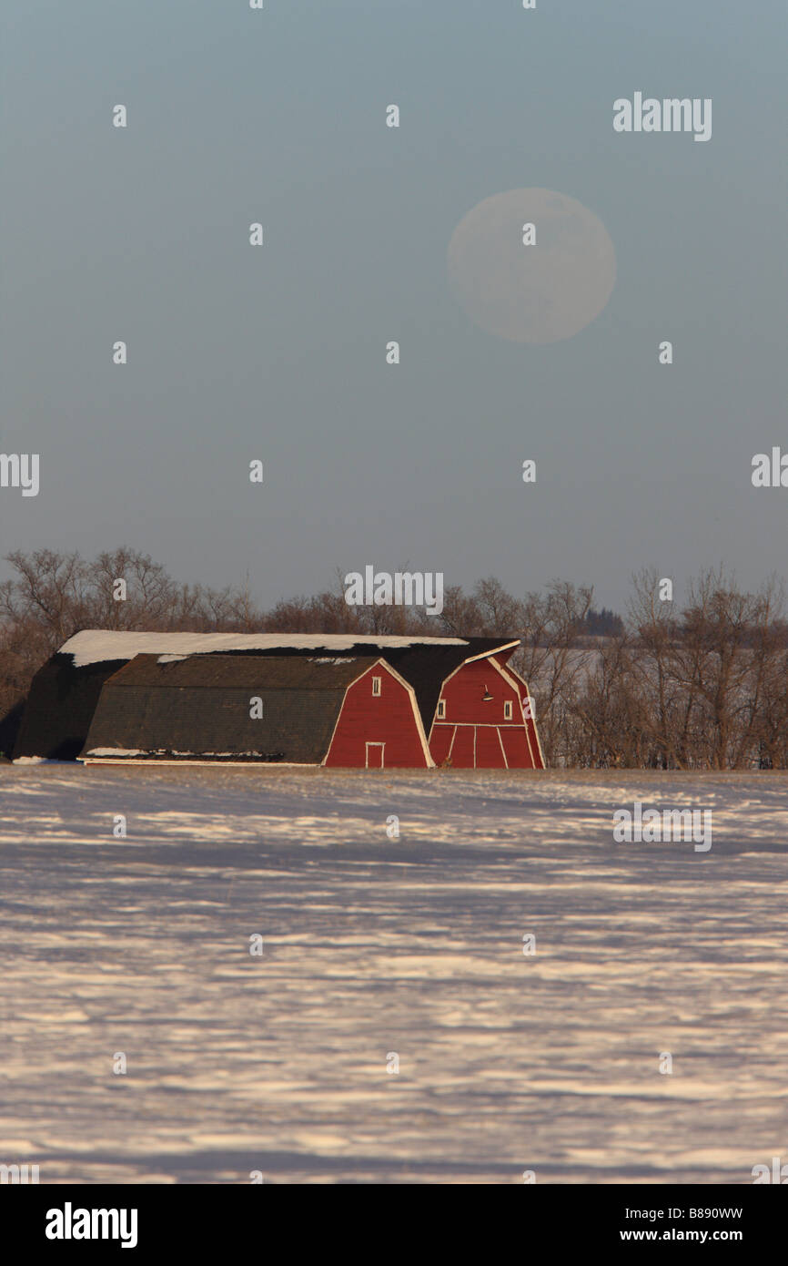 Barn and Full Moon Canada Stock Photo - Alamy