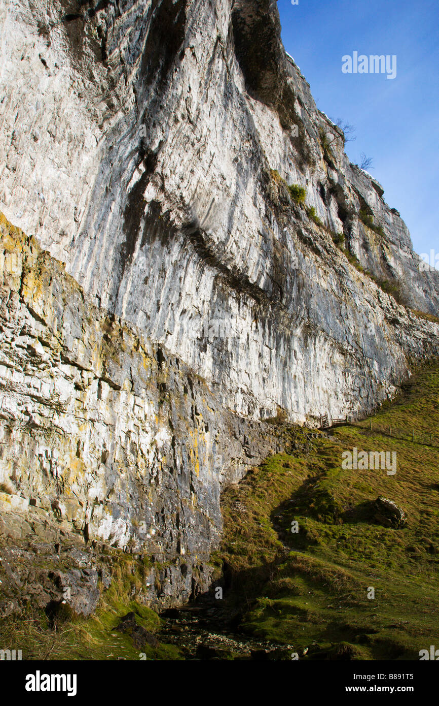 Malham Cove Malham Yorkshire Dales England Stock Photo - Alamy