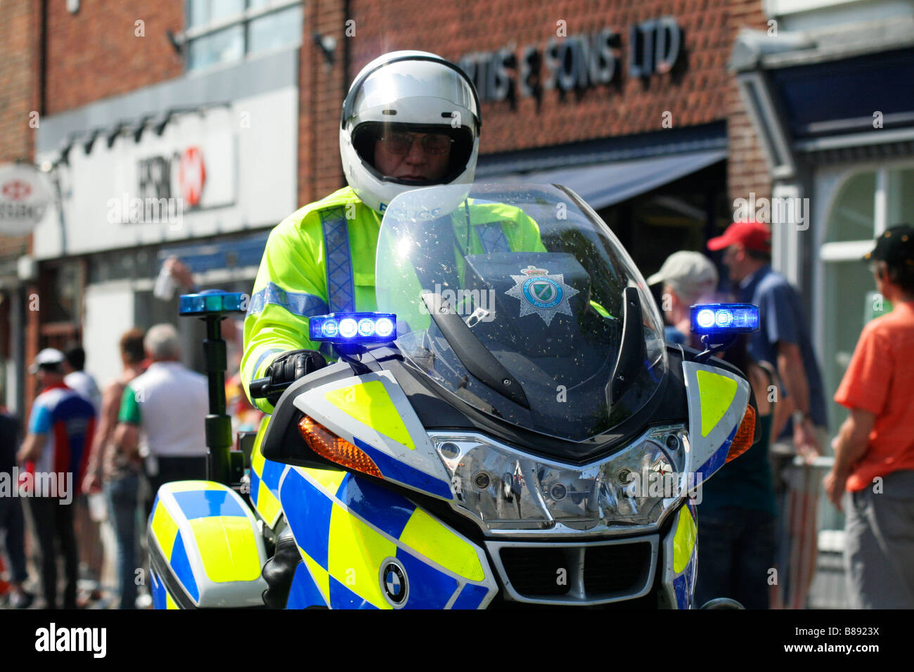 Police pursuit uk hi-res stock photography and images - Alamy