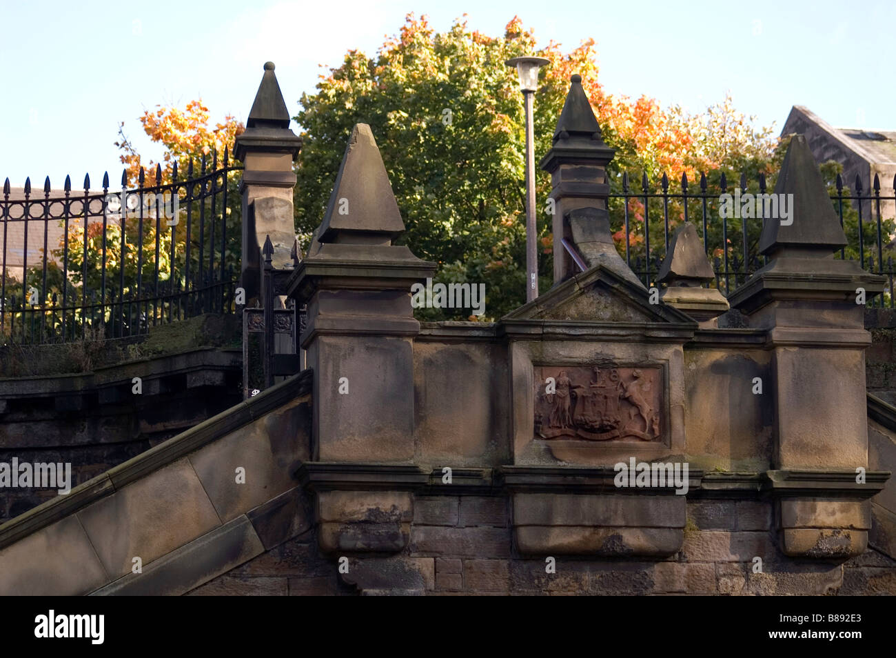 Water leith stockbridge edinburgh hi-res stock photography and images ...