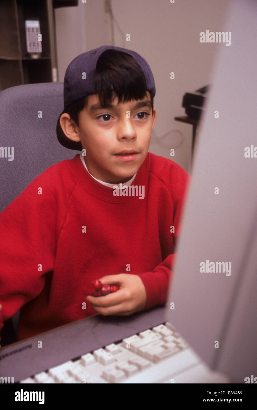 Mexican teen boy costume hi-res stock photography and images - Alamy