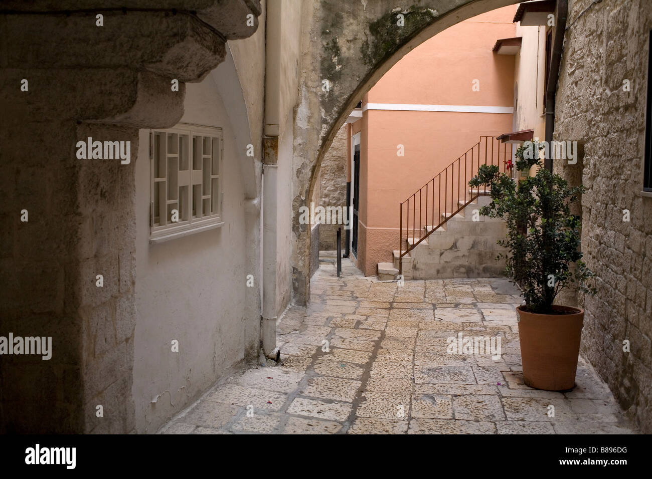 Bari italy old town hi-res stock photography and images - Alamy