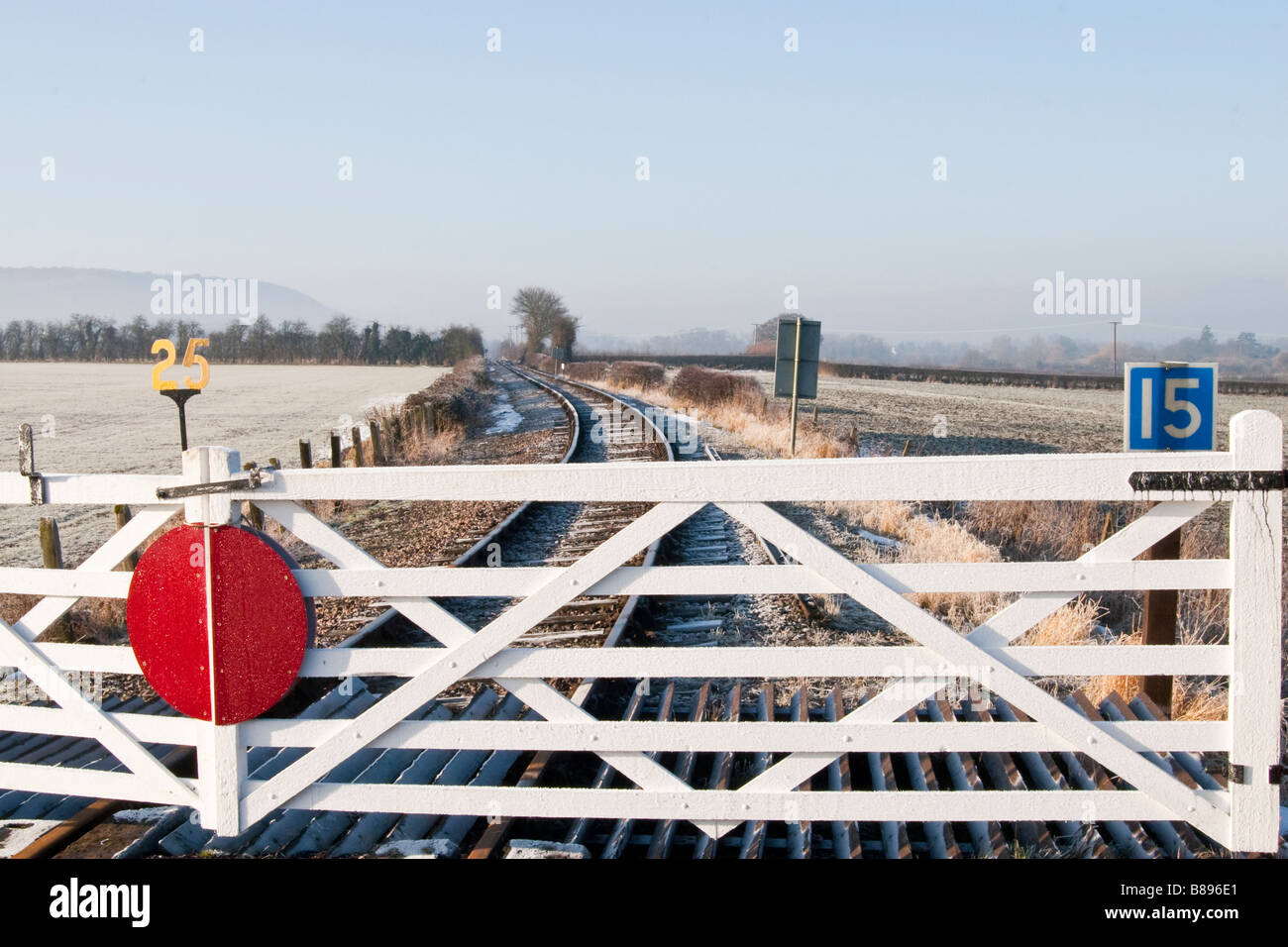 Level crossing gate hi-res stock photography and images - Alamy