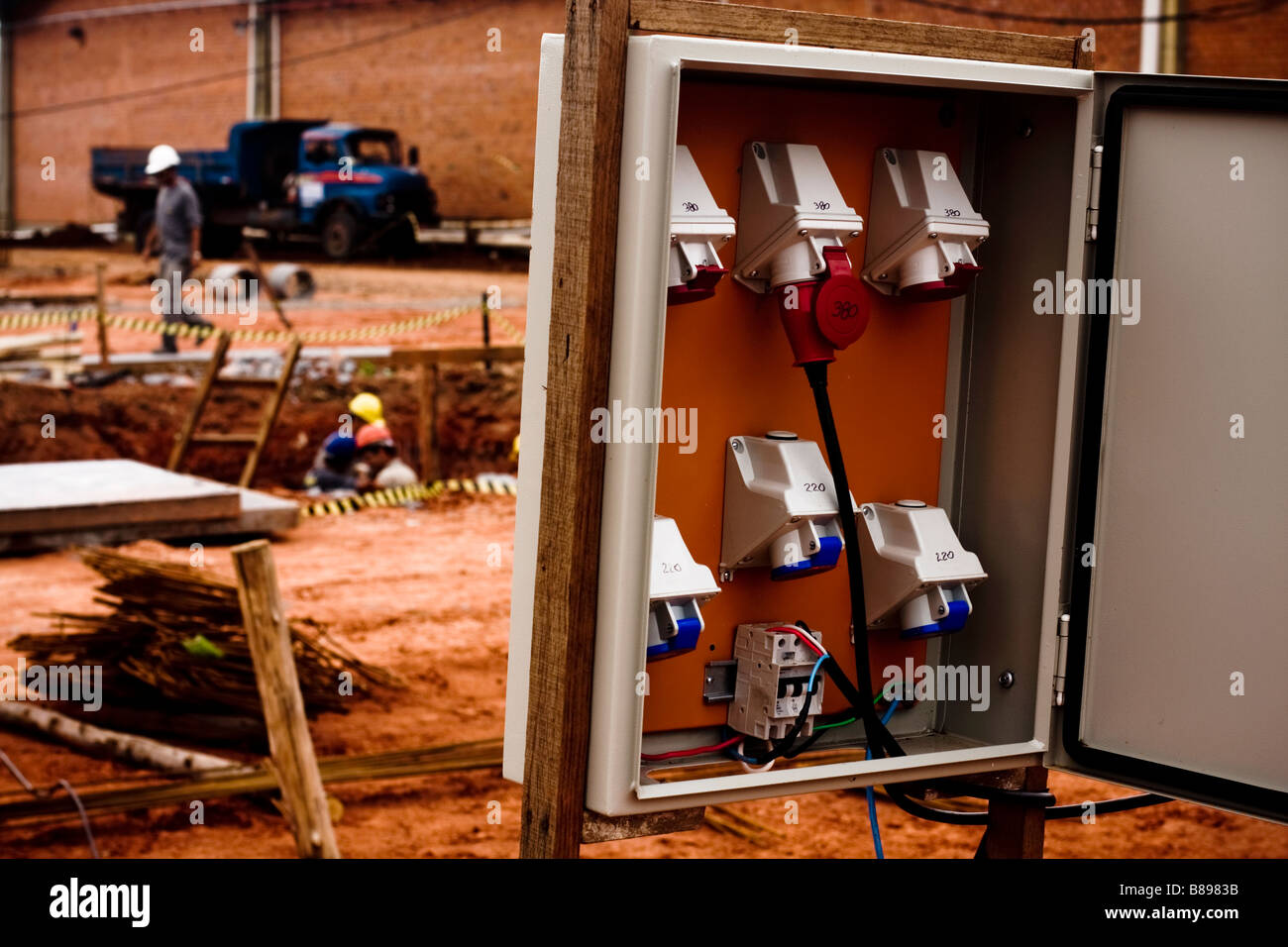 Electric construction truck hi-res stock photography and images - Alamy