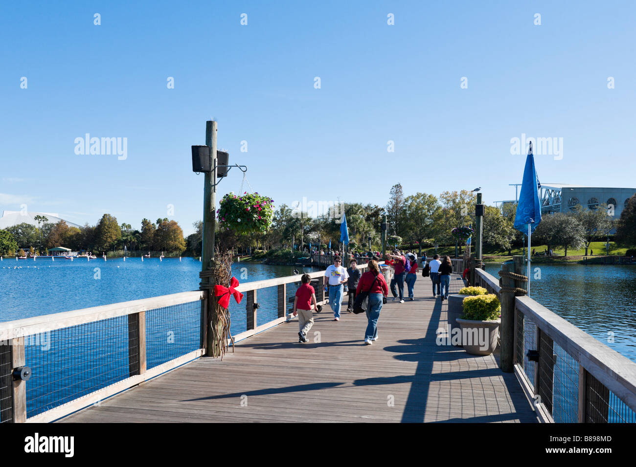 Boardwalk over the lake in Sea World, Orlando, Central Florida, USA ...