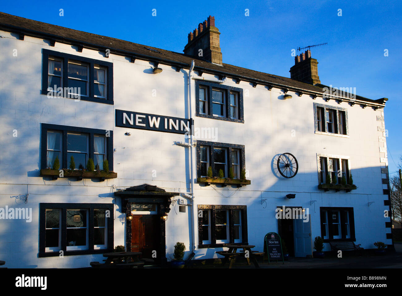 The new inn clapham yorkshire hi-res stock photography and images - Alamy