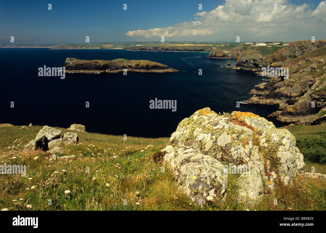 Mullion Cove Lizard Peninsula Cornwall England UK Stock Photo - Alamy