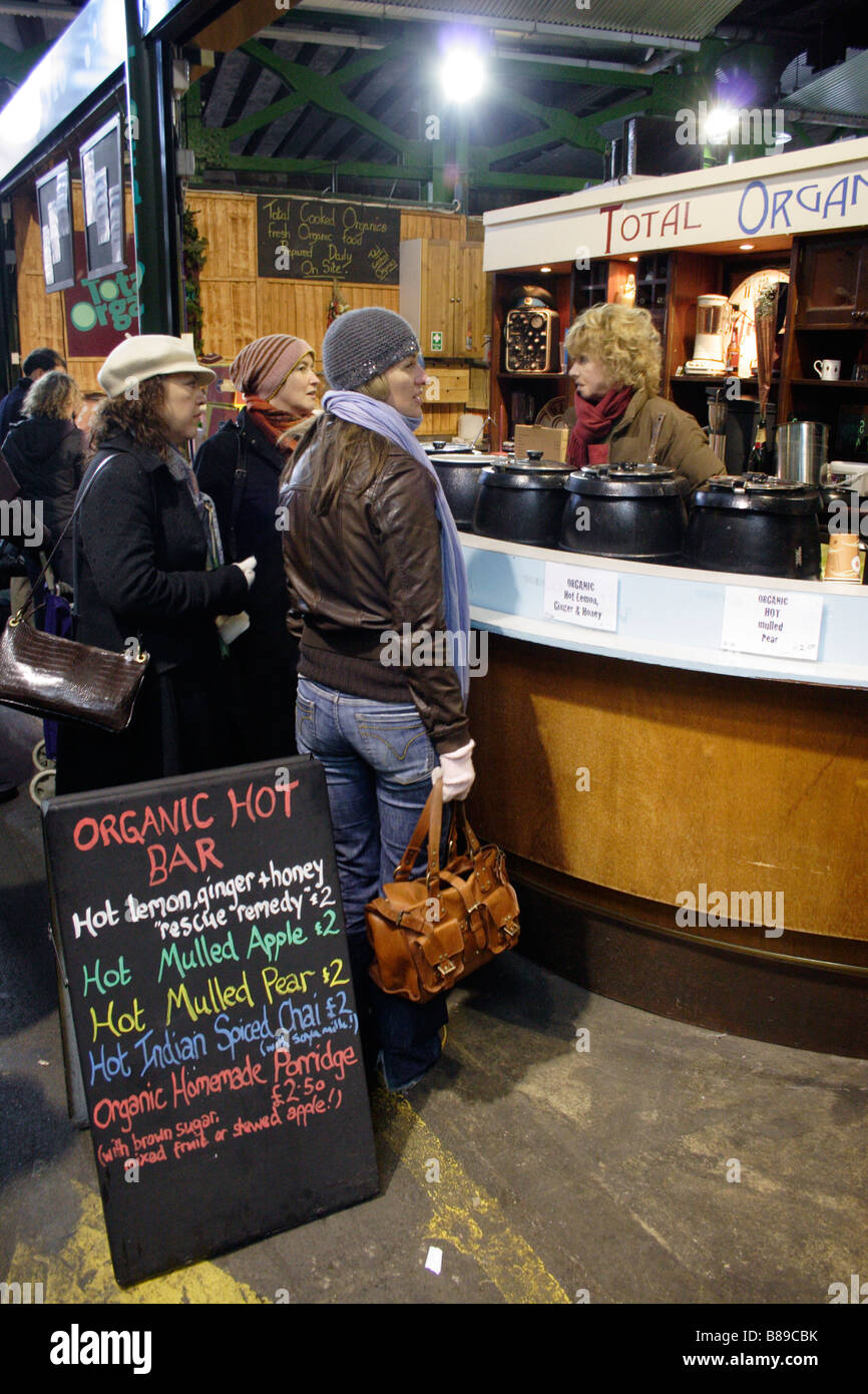 Total apple hi-res stock photography and images - Alamy