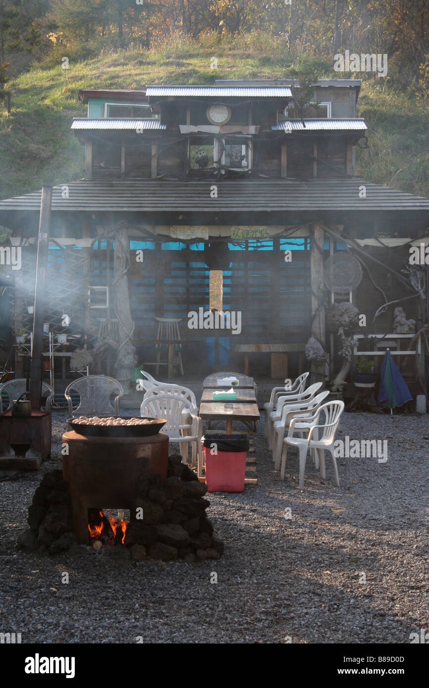 Outdoor restaurant in japan hi-res stock photography and images - Alamy