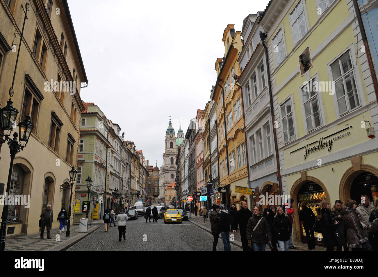 Tourists and holidays hi-res stock photography and images - Alamy