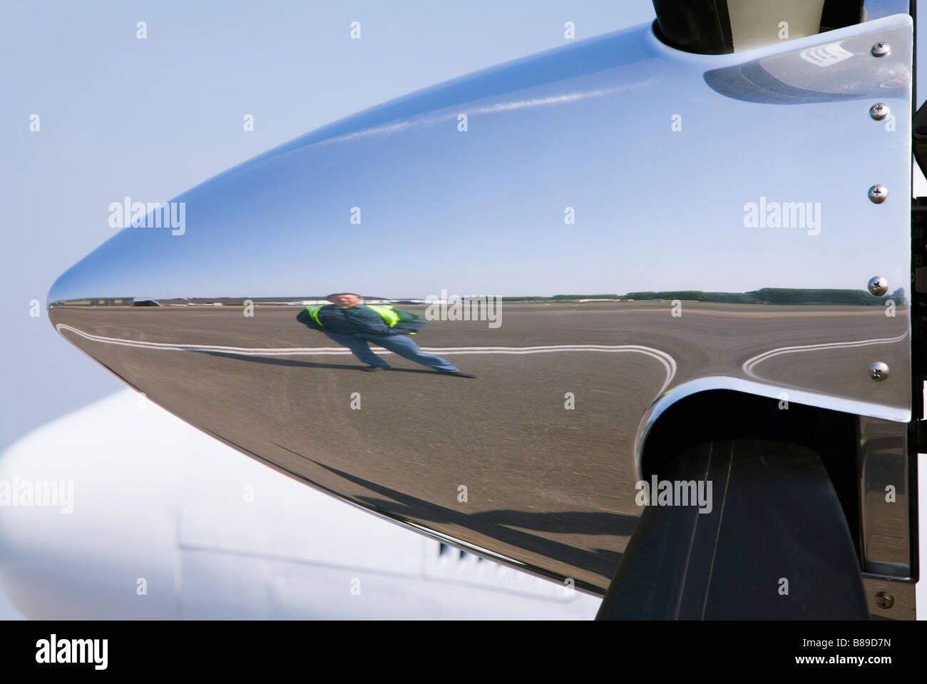 Spinner cone hi-res stock photography and images - Alamy