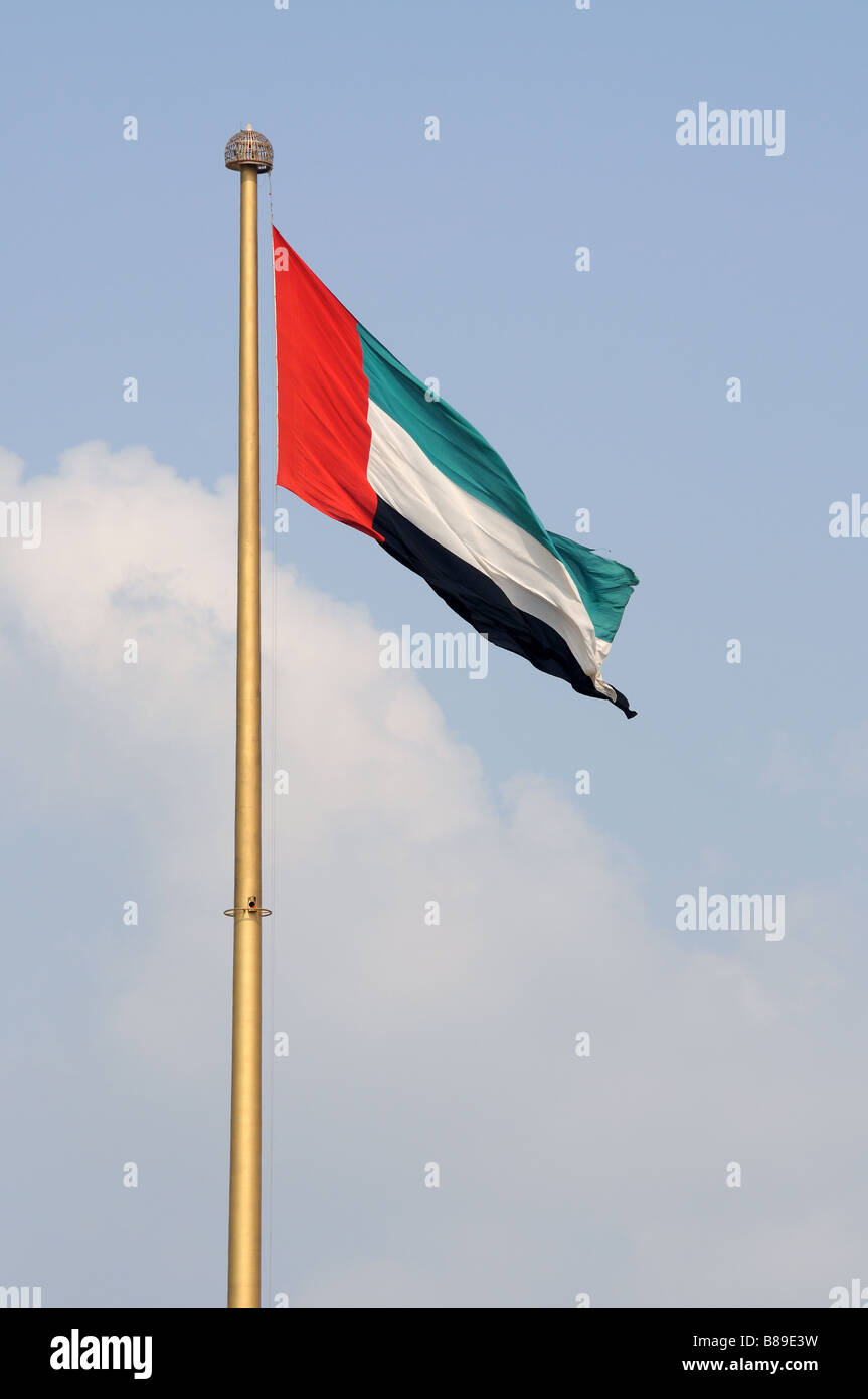 Uae flag pole hi-res stock photography and images - Alamy