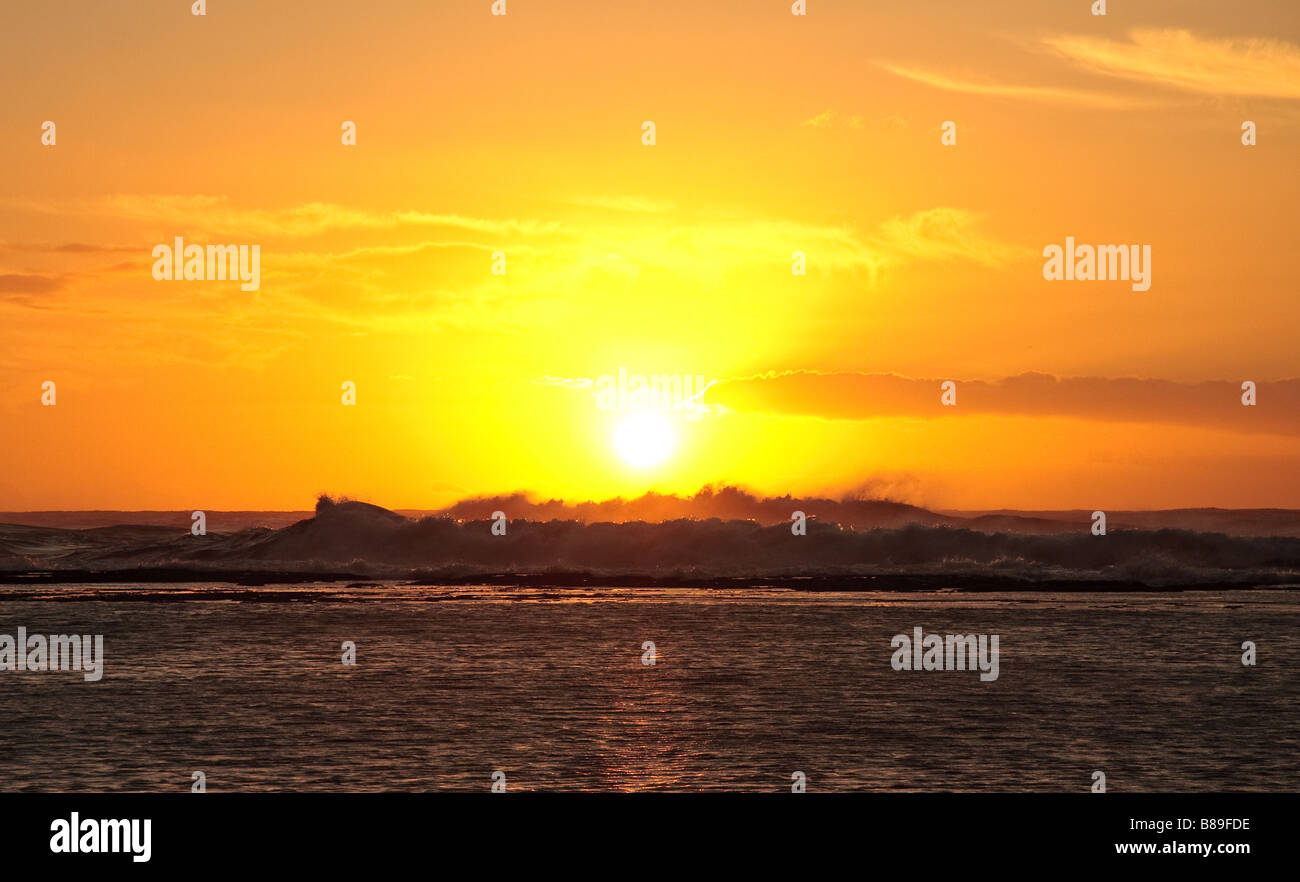 Behind the sea hi-res stock photography and images - Alamy