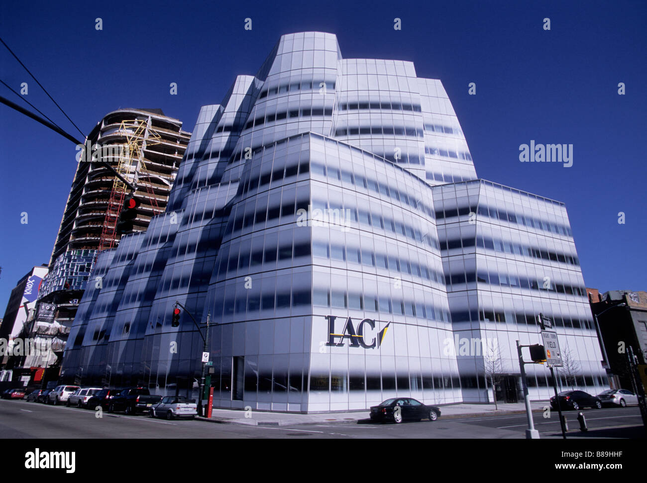 New York City Frank Gehry IAC Building InterActiveCorp Office Building ...
