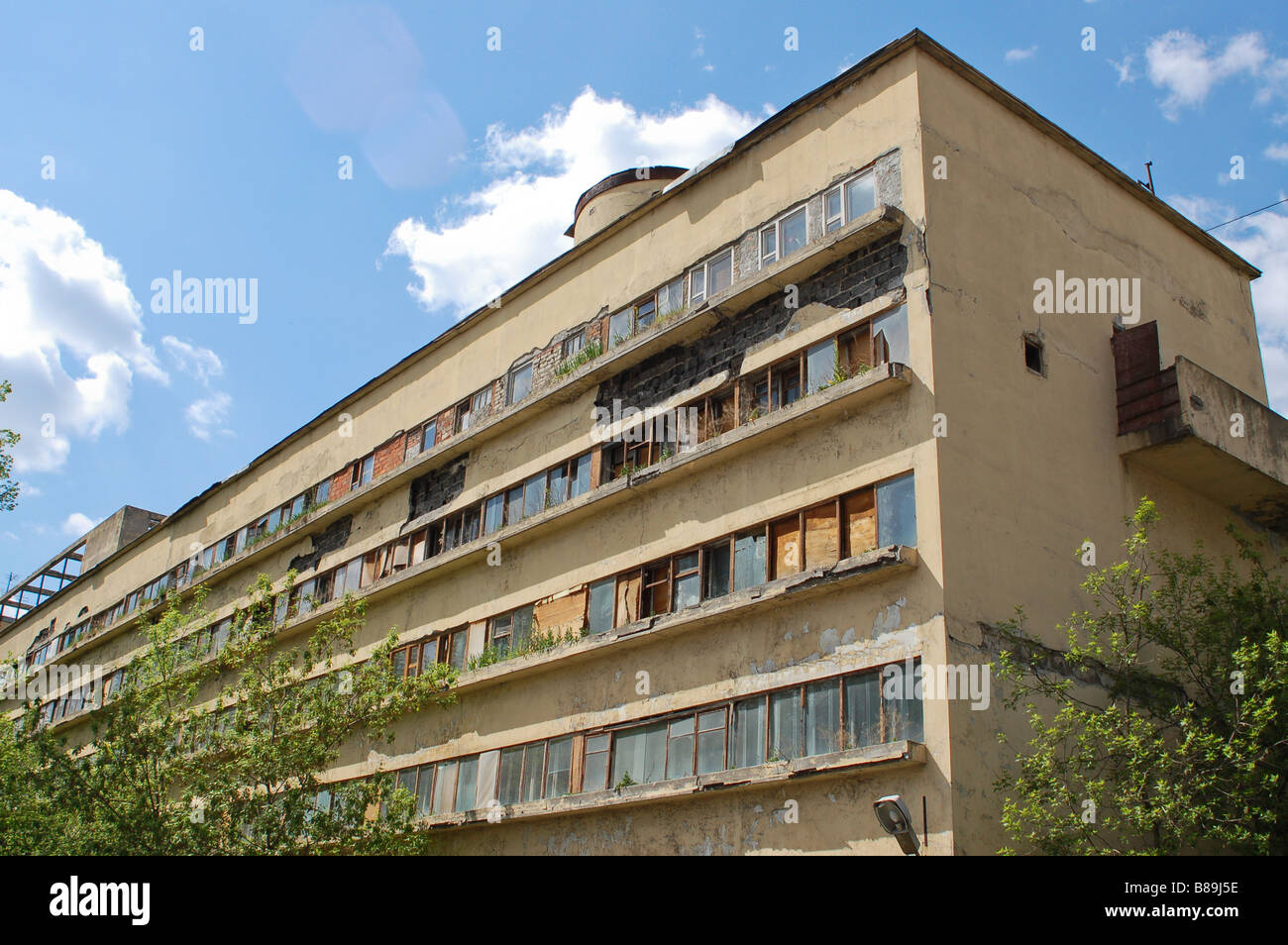 Narkomfin commune house of the Ministry of Finance on Novinsky ...