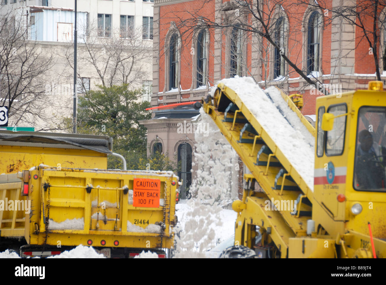 Winter snow storm in downtown Columbus Ohio February 2008 Stock Photo ...