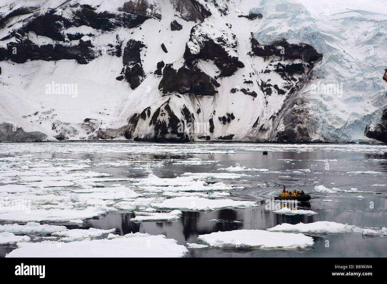Zodiac boat excursion ice flow hi-res stock photography and images - Alamy