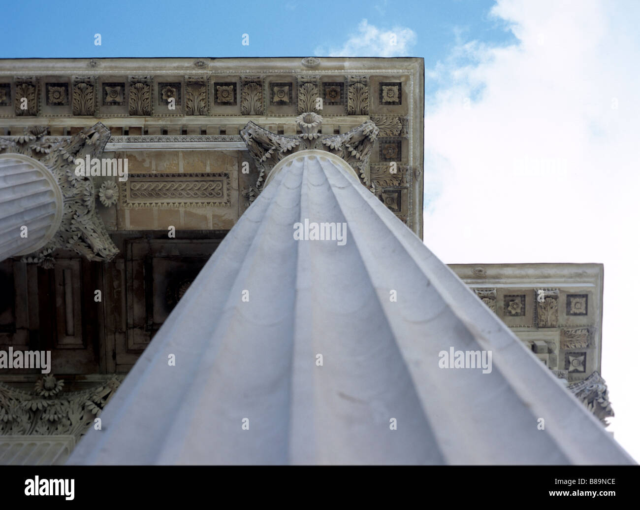 Wellington arch angle hi-res stock photography and images - Alamy